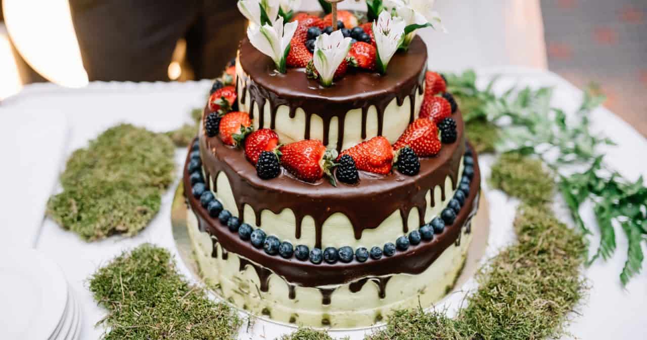 12 of the Most Unique Wedding Cakes You've Ever Seen