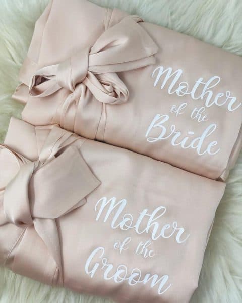 40 Amazing Mother of the Bride Gift Ideas for Lesbian Weddings