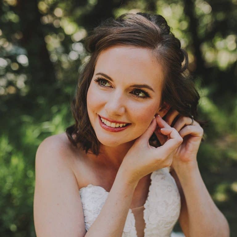 35 Best Pixie Cut Wedding Hairstyles You Can Try