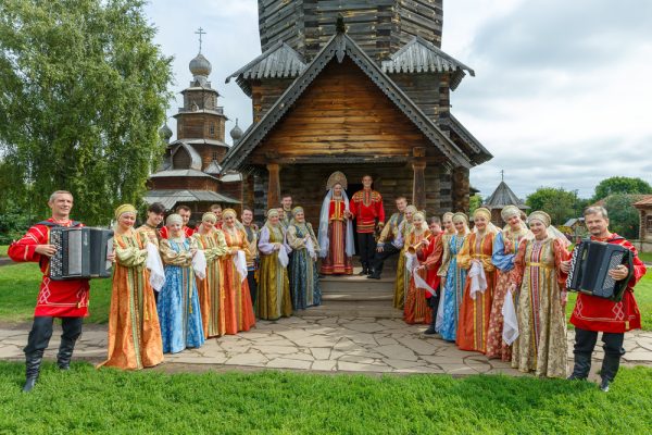 Ultimate Guide to Russian Weddings - 15+ Essential Russian Wedding ...