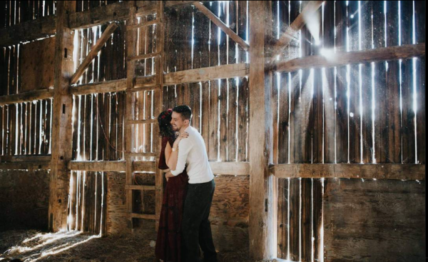 25 Rustic Engagement Photo Ideas: Capture the Charm of Nature and Love