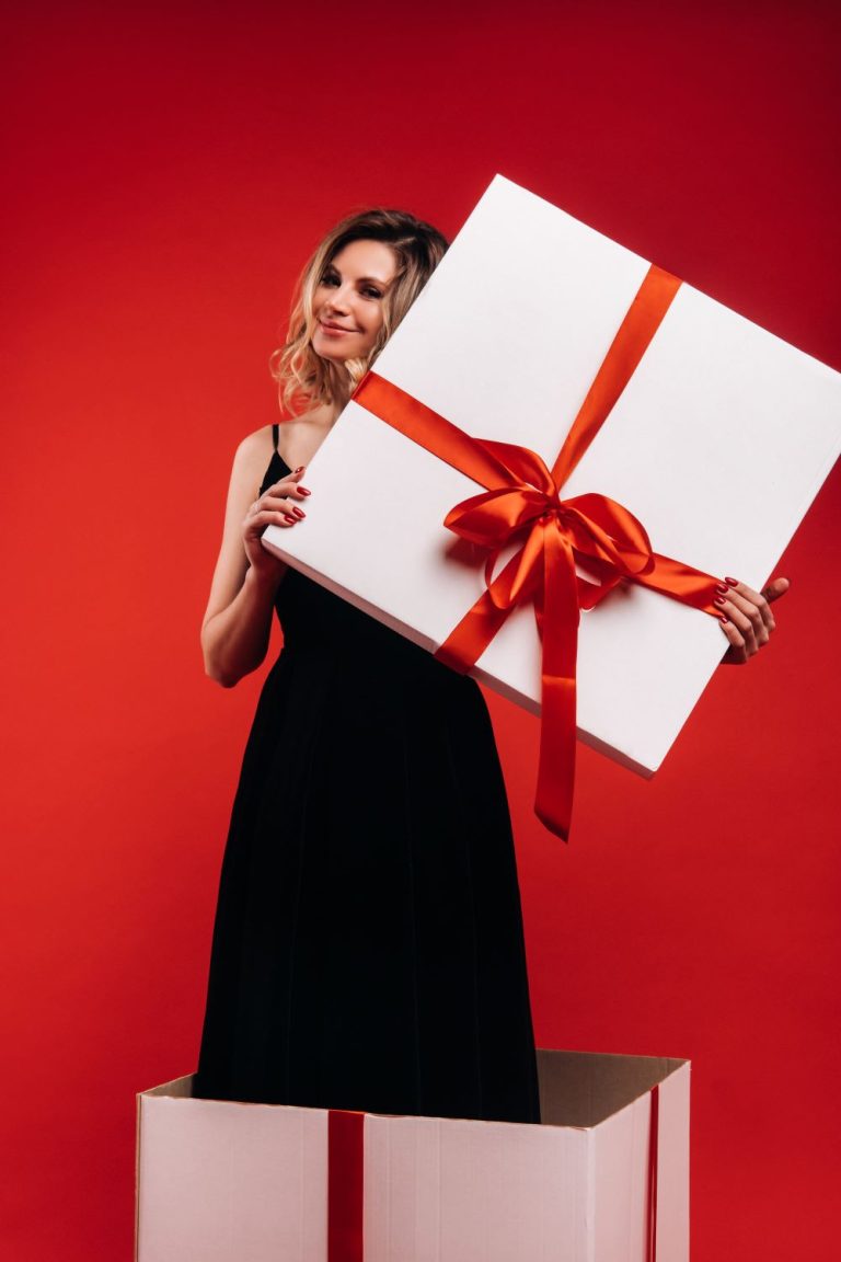 23 Fun Prizes For Bridal Shower Games