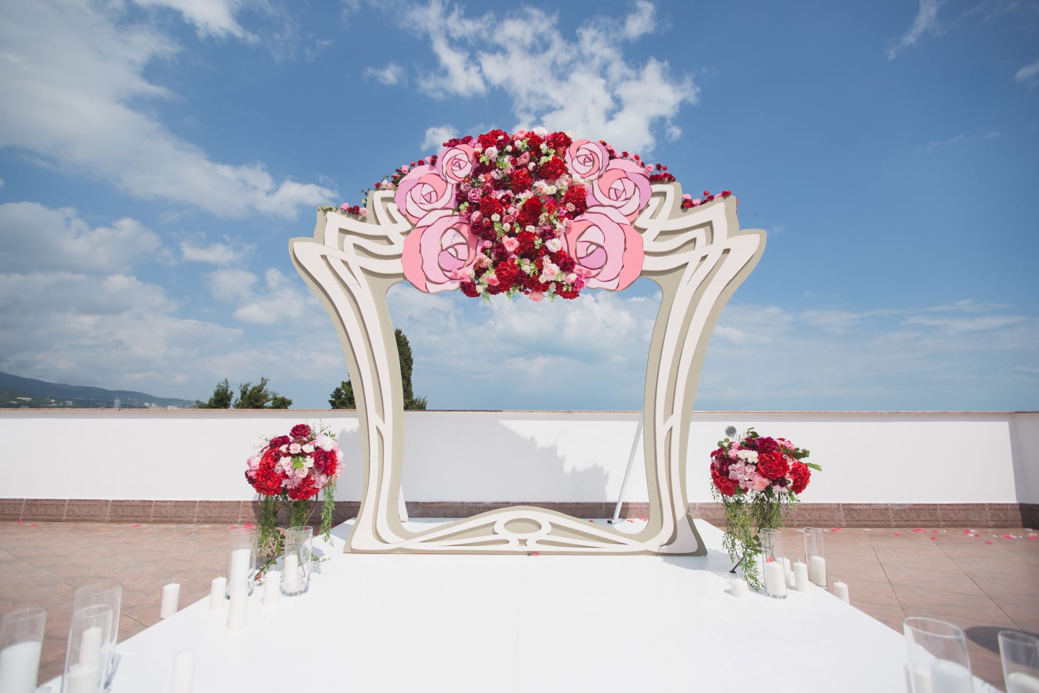 25 Stunning Wedding Arches Ideas: Inspirations for Your Special Day