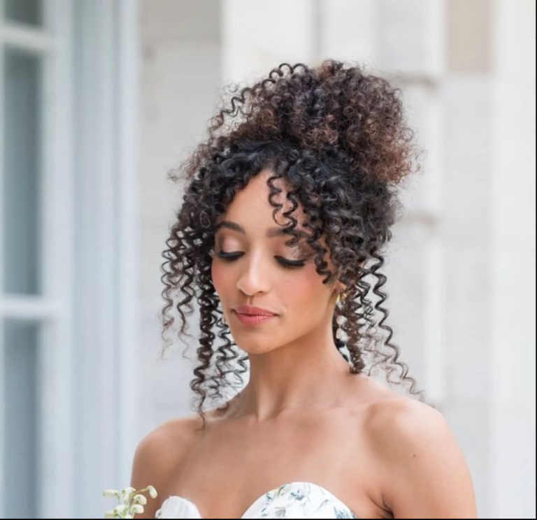 20+ Hairstyles for Brides With Curly Hair: Perfect Inspirations For ...