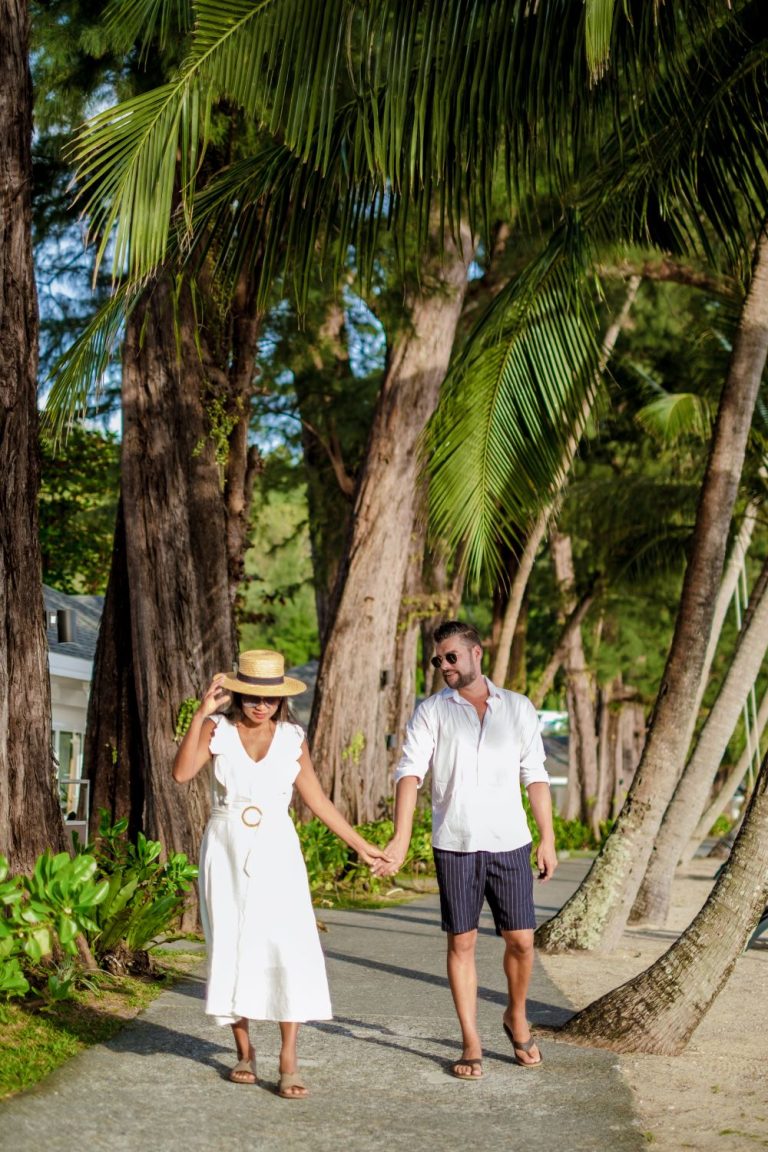 Honeymoon Outfit Ideas: Tips for a Stylish and Comfortable Getaway