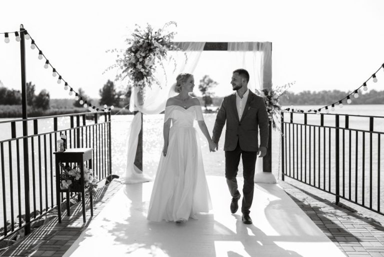 Bride and Groom Entrance Ideas: 15 Unique and Memorable Ways to ...