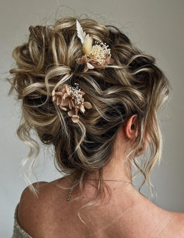 30+ Gorgeous Bohemian and Rustic Wedding Hairstyles Inspiration For ...