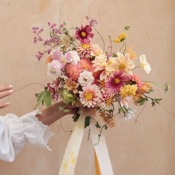 Here's How to Make a Floral Arch Swag for Your Wedding - 4 Easy Steps