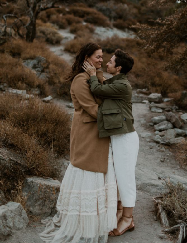 33 Perfect Fall Engagement Photo Inspiration Ideas You'll Love