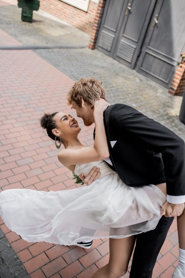 25 Must-Have Wedding Day Photos to Capture Every Moment