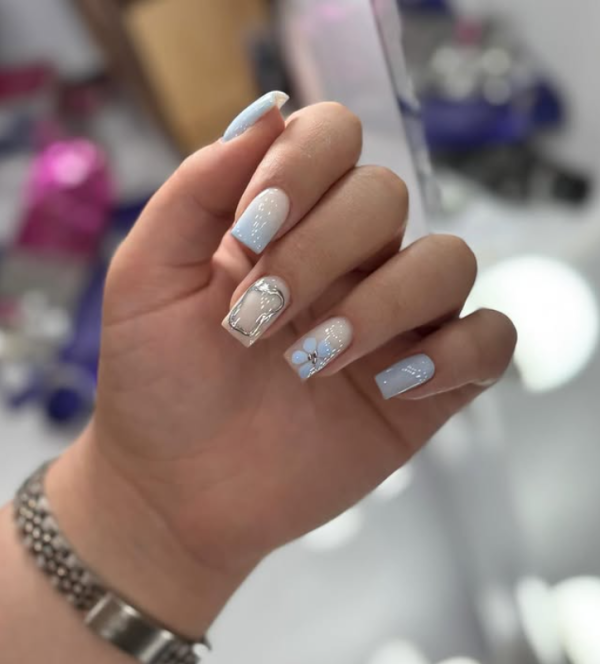 20 Stunning Short Wedding Nail Ideas for Brides