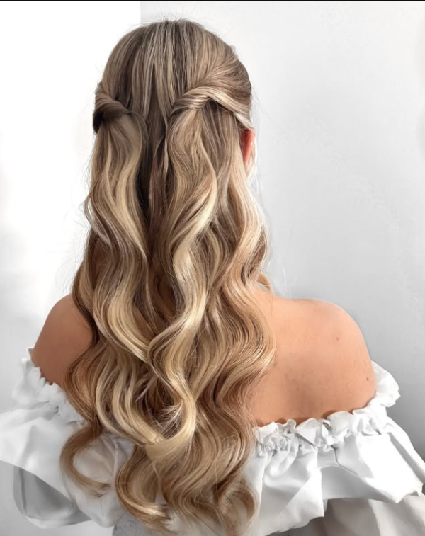 26 Stunning Bridal Hair Trends to Embrace in 2025
