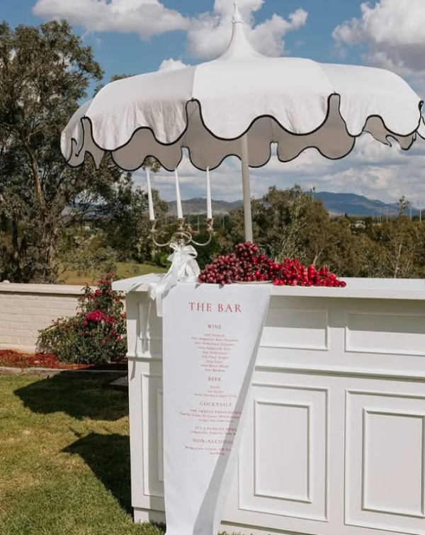 12 Creative Wedding Bar Ideas to Impress Your Guests